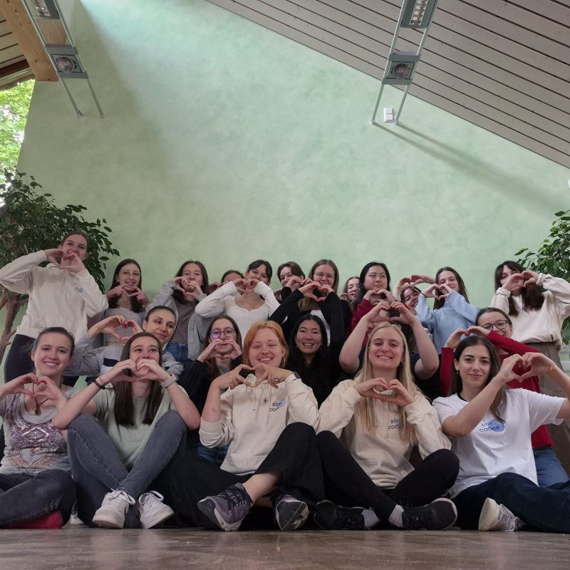 Wir sind she.codes.by TEC - she.codes